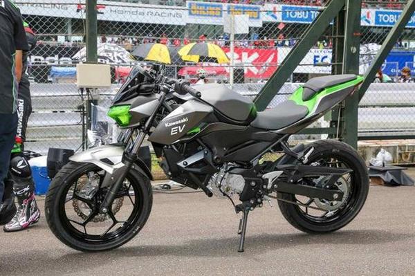 Kawasaki Sắp Cho Ra Mắt Một Mẫu Mô Tô Chạy điện Xe 360